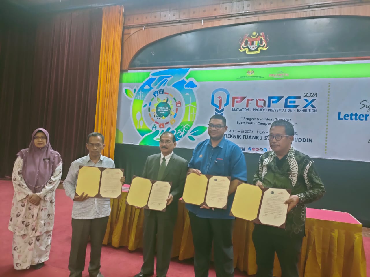 Universitas Labuhanbatu Kolaborasi Dengan Politeknik Tuanku Syed ...